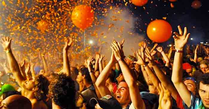 19 Updated Festivals Of Delhi That You Must-Attend In 2022 (With Dates)