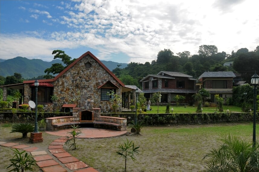 Romantic Resorts In Dehradun For A Staycation In The Foothills