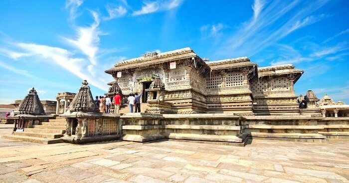 30 Famous Temples In South India Mixing Art And Divinity Of 2024