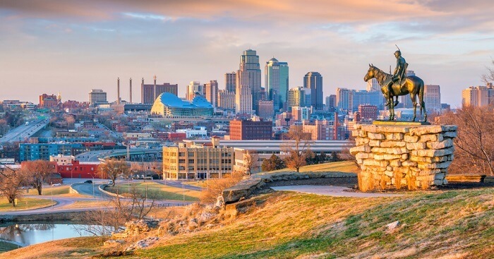 Top 10 Unique Places to Visit in Kansas On Your USA Trip